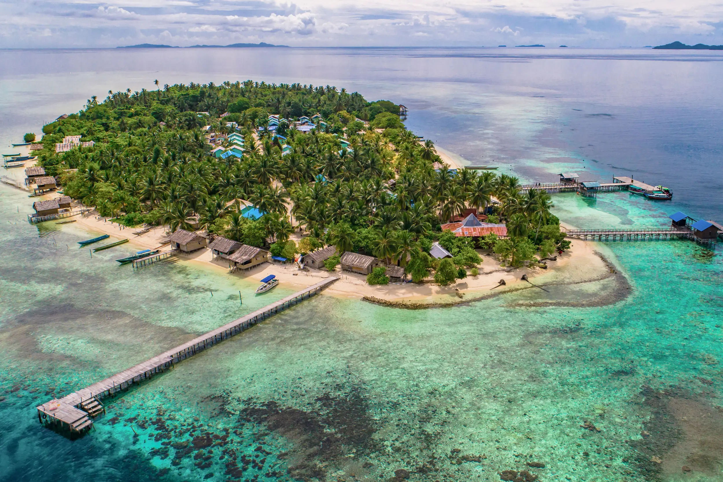 Wooden Chalets by the Ocean - Raja Ampat Accommodation